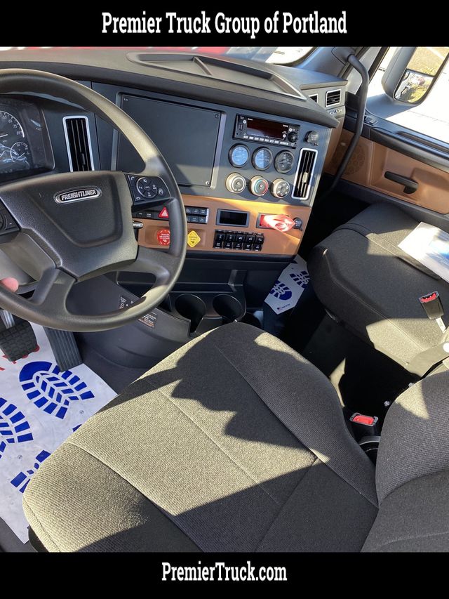 New 2024 FREIGHTLINER Cascadia PE116DC For Sale Portland, OR VD1014