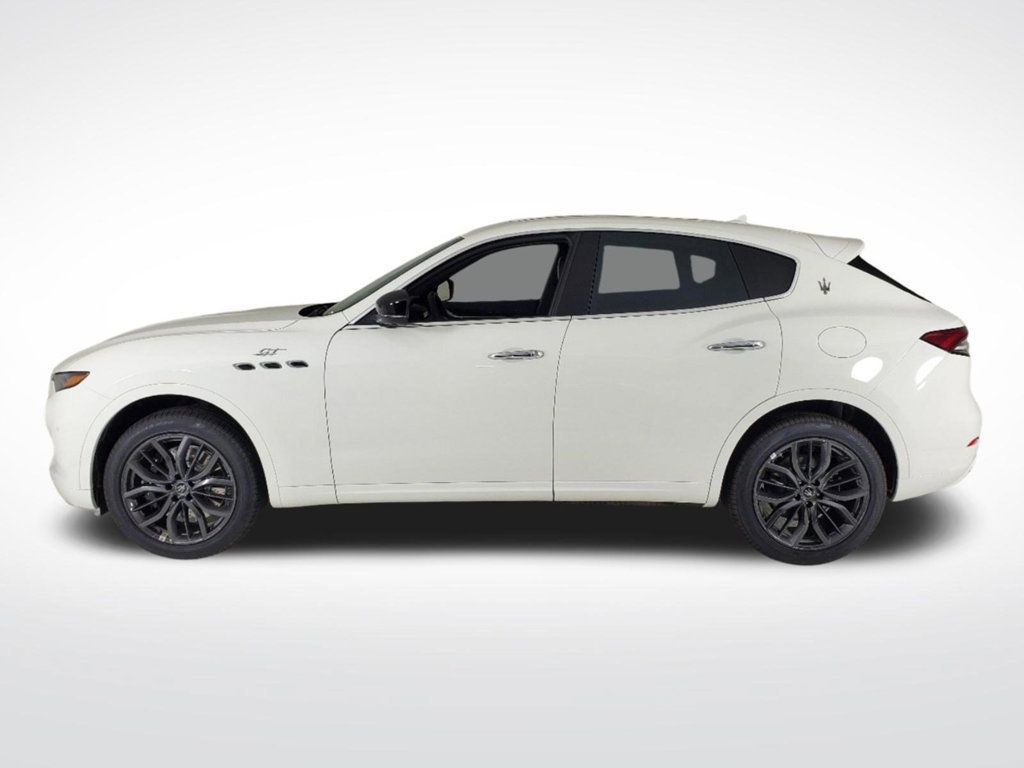 2024 New Maserati LEVANTE GT ULTIMA GT at The Collection Serving Miami, FL, IID 22195263