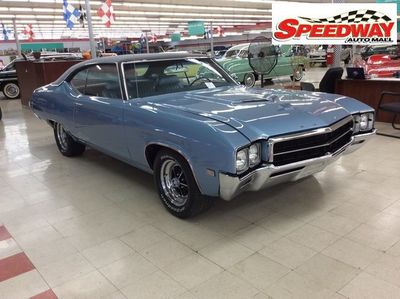 Used Cars for Sale at Used Car Dealer in Rockford, IL | Speedway Auto Mall