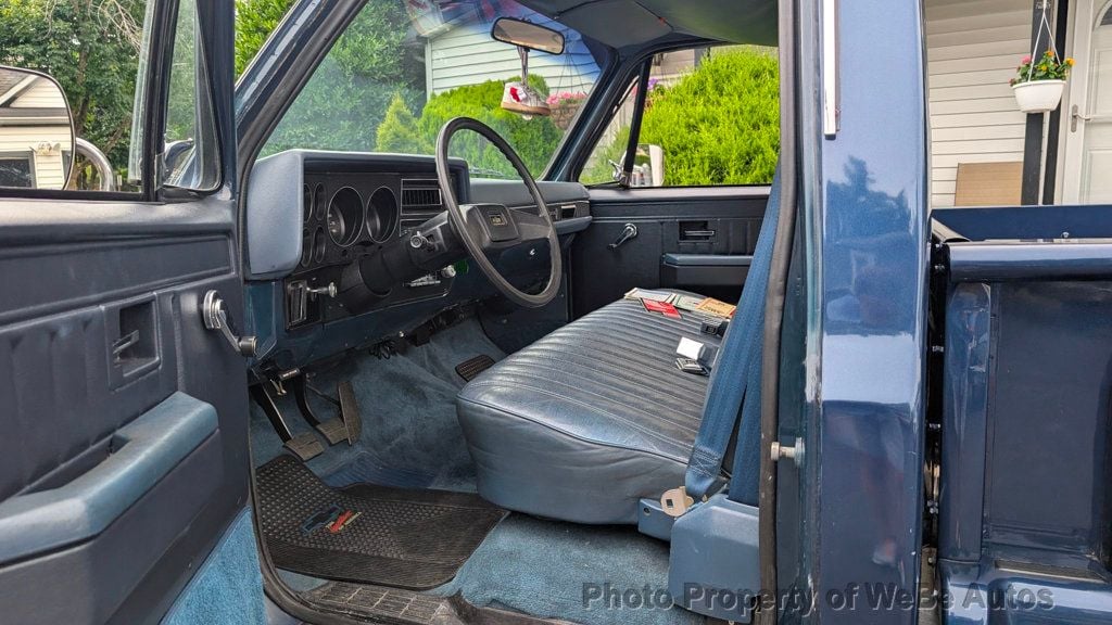 1986 Used Chevrolet C10 Custom Deluxe Stepside Pickup Truck For Sale at ...