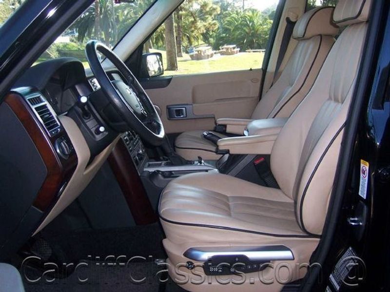 2004 Range Rover Interior