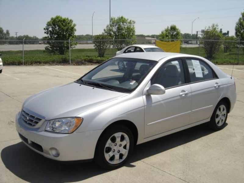 2006 Kia Spectra EX Sedan for Sale Cedar Falls, IA - $13,495 - Motorcar.com