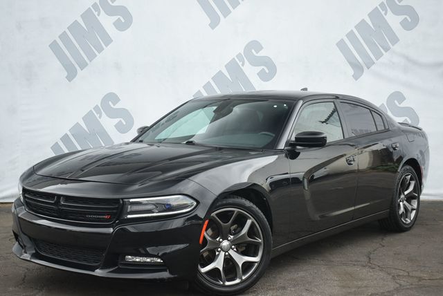 2015 dodge charger sxt rwd store