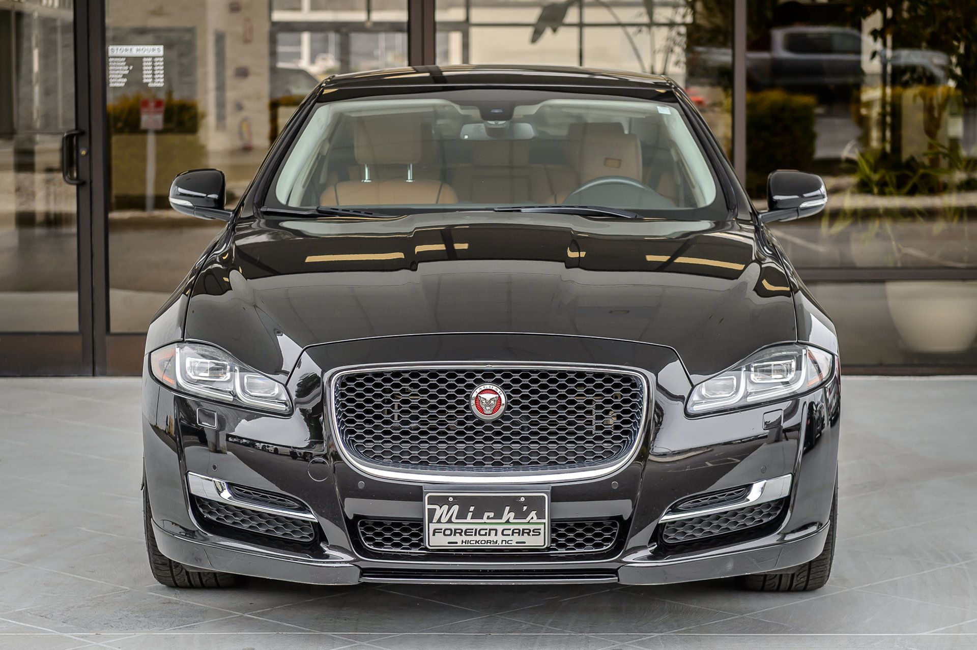 2017 Used Jaguar XJ XJ-R SPORT AWD - NAV - PANO ROOF - BACKUP CAM ...