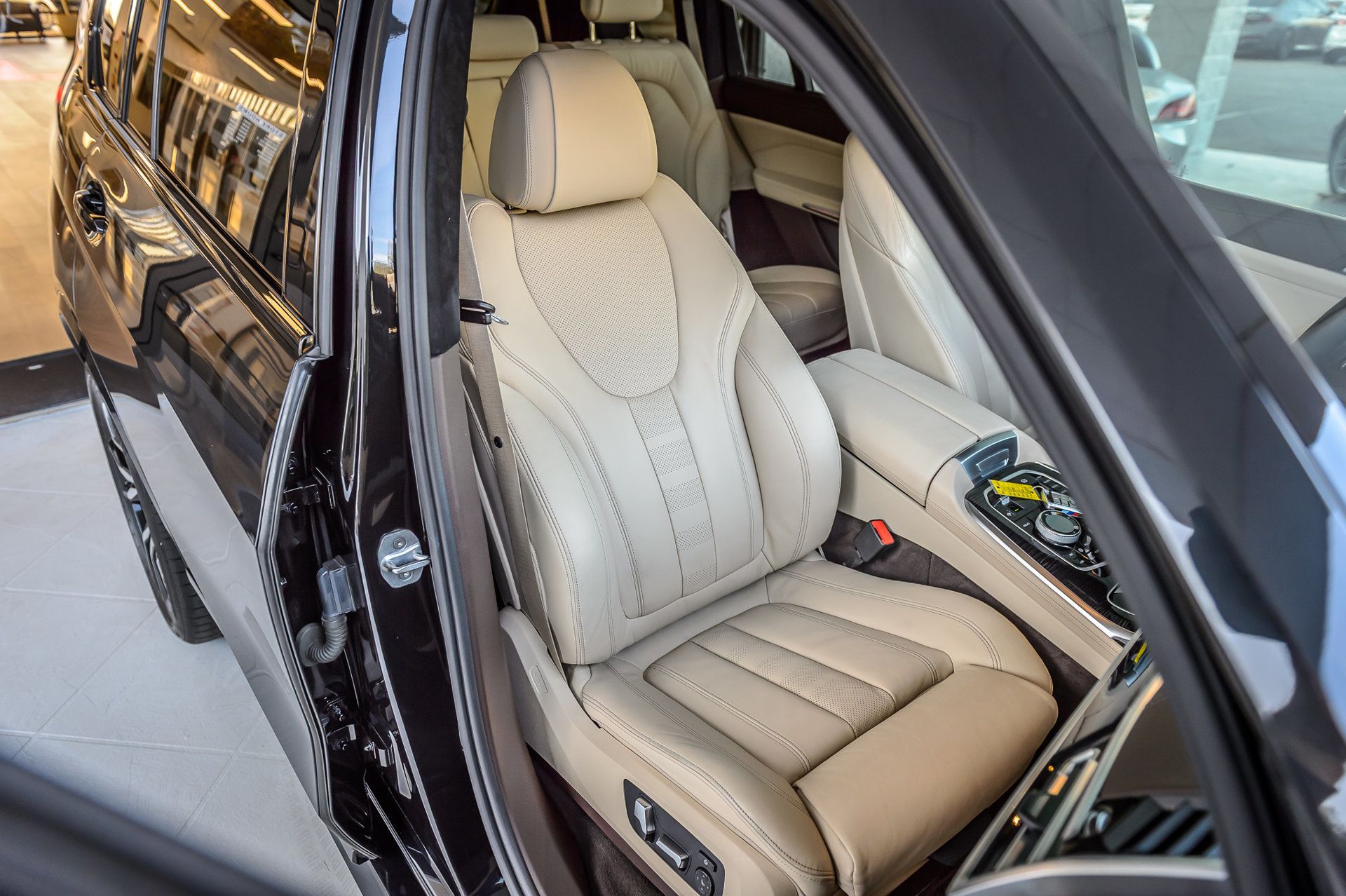 2019 Used BMW X7 X7 40i xDRIVE M SPORT - BLACK ON BEIGE - NAV - PANO ...