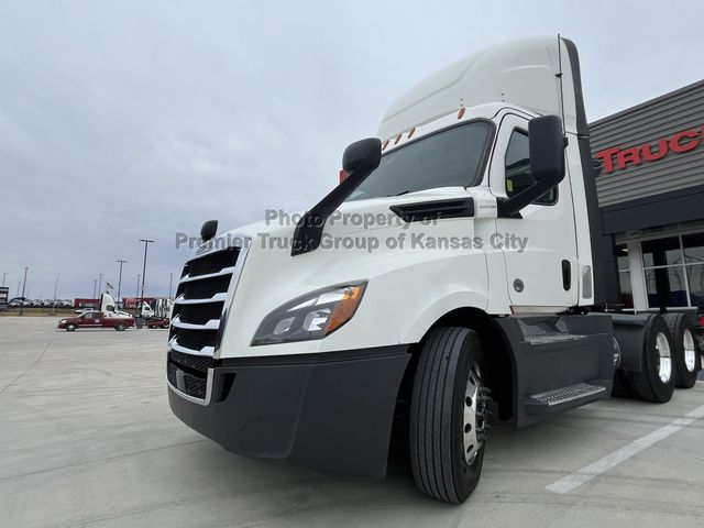 2020 Used FREIGHTLINER Cascadia PT126DC at Premier Truck Group Serving ...