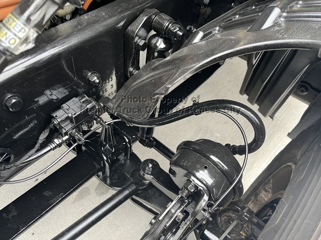 2020 Used FREIGHTLINER Cascadia PT126DC at Premier Truck Group Serving ...