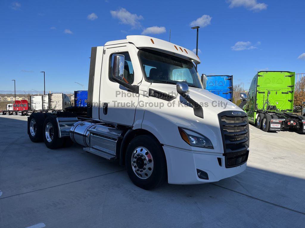 Used 2021 FREIGHTLINER PE116DC PE116DC For Sale Kansas City, MO RMX2348