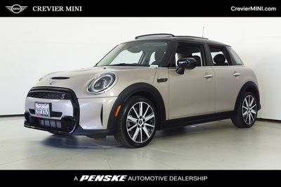 New & Used MINI® Dealership Santa Ana, CA - Crevier MINI